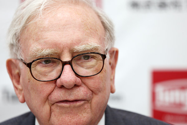 Why Warren Buffett is Buying Newspapers | TIME.com
