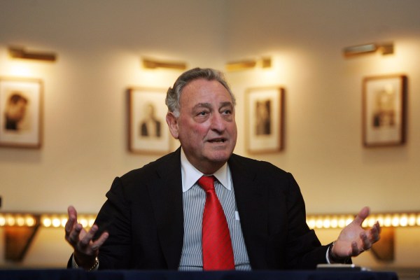 Former Citigroup Head Sandy Weill Calls for Breaking up the Banks ...